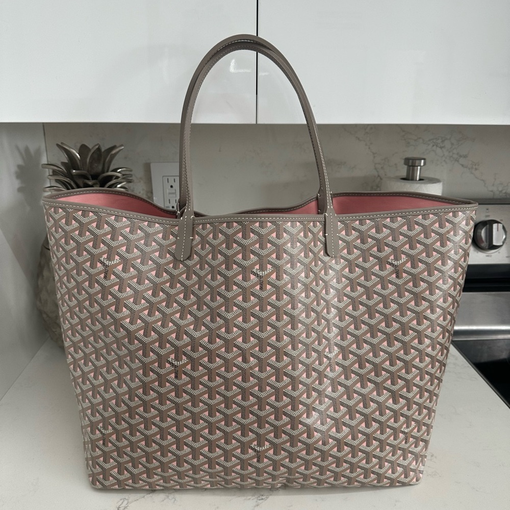 Greige And Powder Pink Limited Edition Saint Louis Cl… - Gem